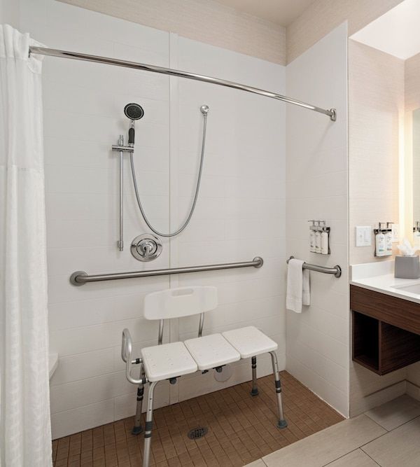 Holiday Inn Express & Suites Coeur D Alene I-90 Exit 11 - Post Falls, ID