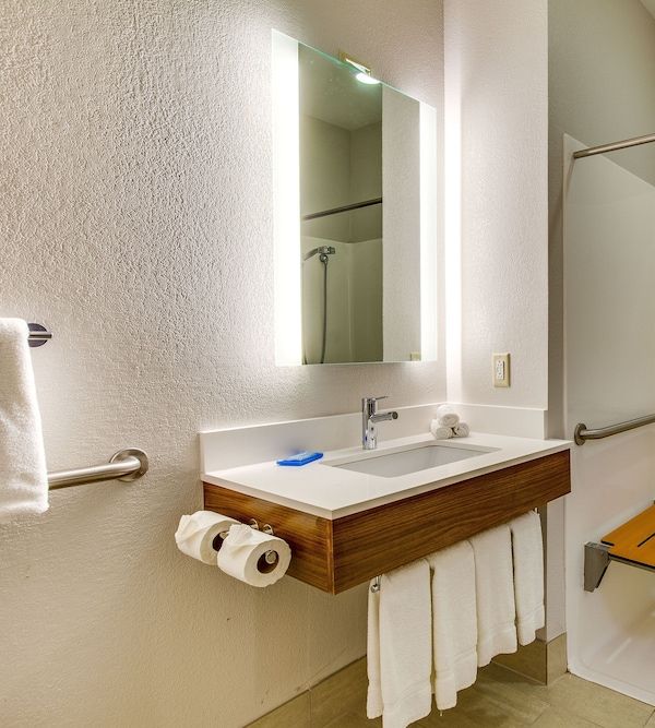 Holiday Inn Express Vincennes - Vincennes, IN