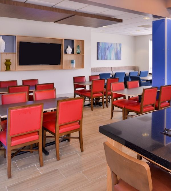 Holiday Inn Express Burlington By Ihg - Burlington, NC