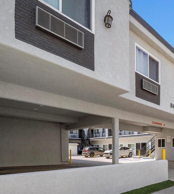 Hyland Inn Long Beach - Long Beach, CA