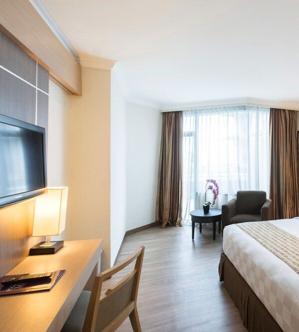 Almadera Hotel Makassar - Makassar