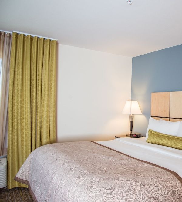 Candlewood Suites Denver North - Thornton By Ihg - Thornton, CO