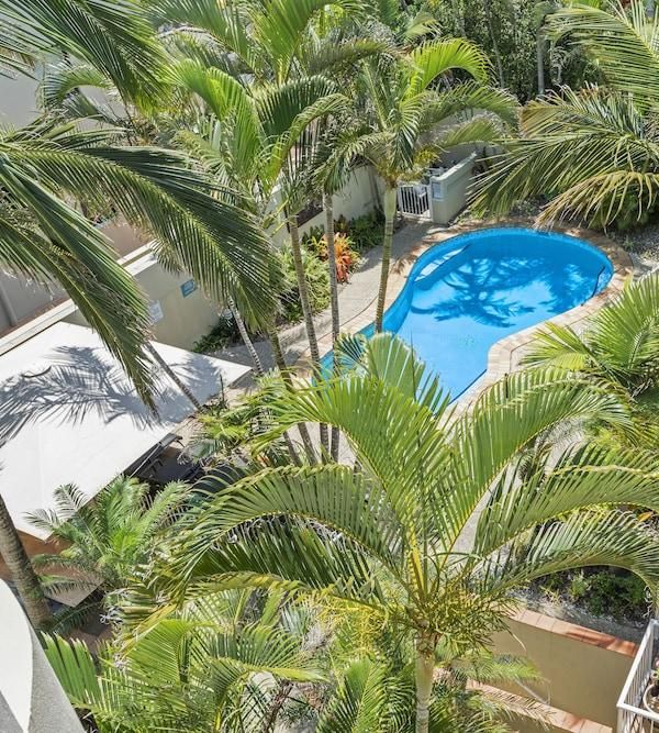 Burlington Holiday Apartments - Maroochydore