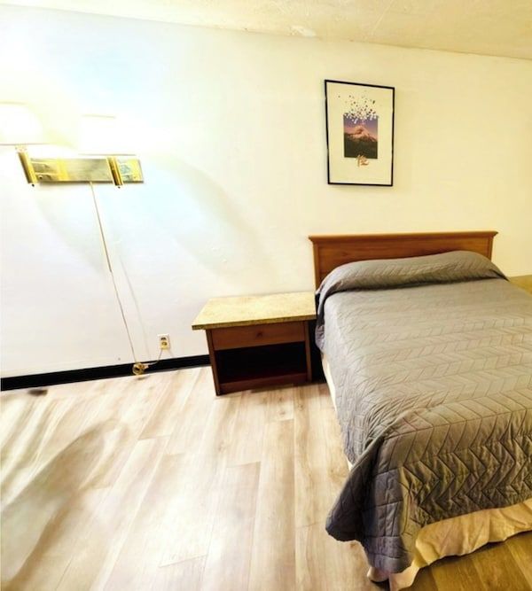 Beaverton Budget Inn - Beaverton, OR