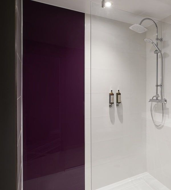 J17) Premier Inn Bristol Cribbs Causeway (M5 - Bristol