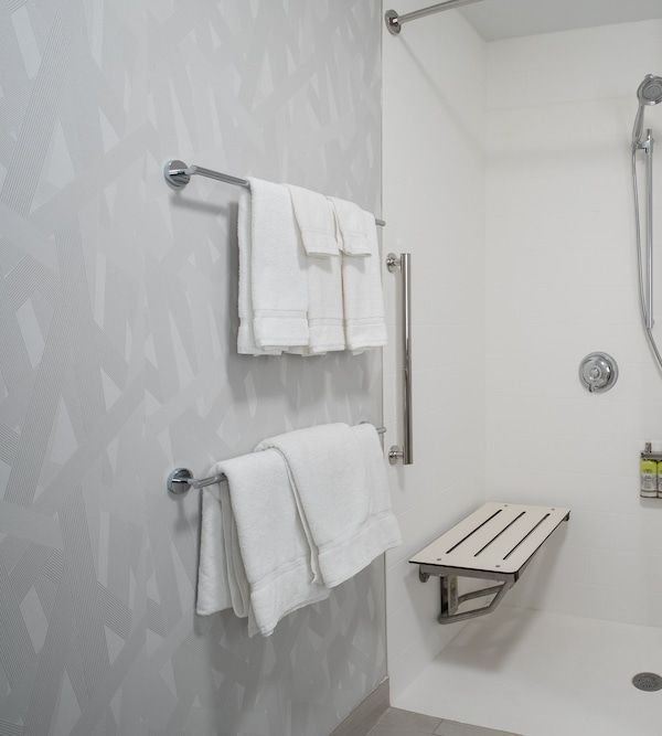 Holiday Inn Express & Suites Denver Ne - Brighton - Brighton, CO