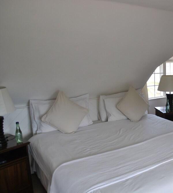 Lagoon Lodge - Cape Town