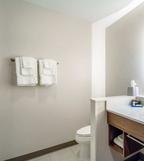Holiday Inn Express & Suites Asheboro - Seagrove, NC