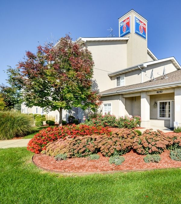 Suburban Studios Fishers Indianapolis - Indiana