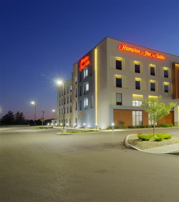 Hampton Inn & Suites Portland West - Portland, ME