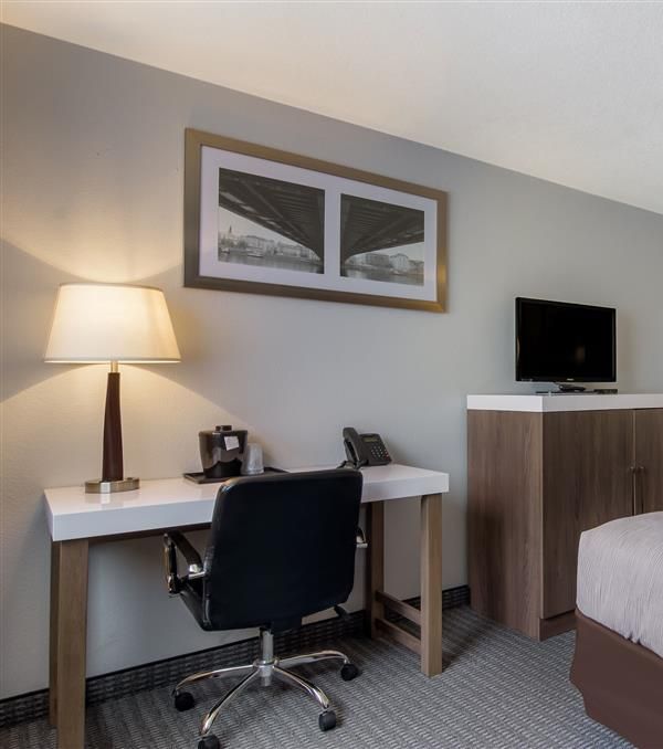 Quality Inn & Suites Silverdale Bangor-keyport - Poulsbo, WA