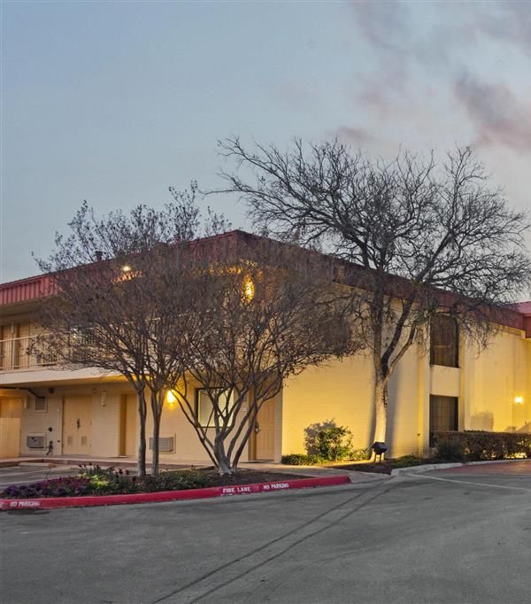 La Quinta Inn By Wyndham San Marcos - San Marcos, TX