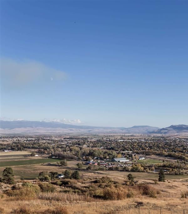 Travelodge By Wyndham La Grande - La Grande, OR