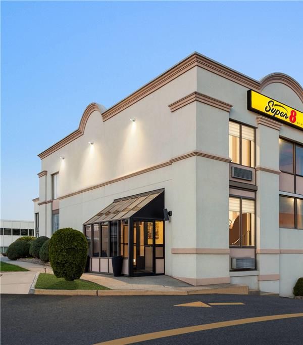 Super 8 By Wyndham Meadowlands - Hoboken, NJ