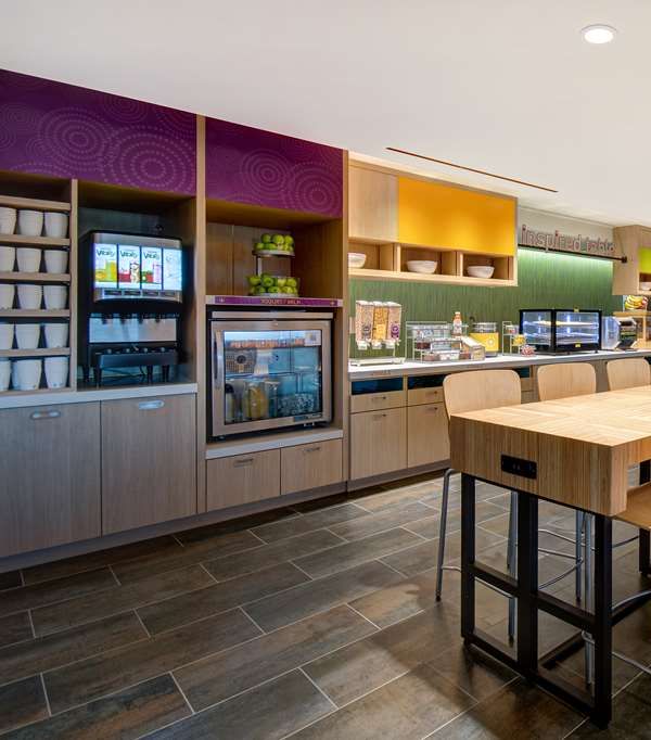 Home2 Suites By Hilton Las Vegas North - Las Vegas, NV