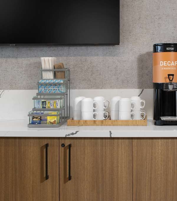 Home2 Suites By Hilton Albuquerque Airport - Albuquerque, NM