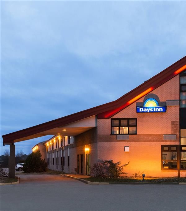 Days Inn By Wyndham Trois-rivieres - Trois-Rivières