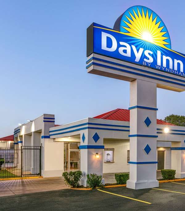 Days Inn By Wyndham South Fort Worth - Fort Worth, TX