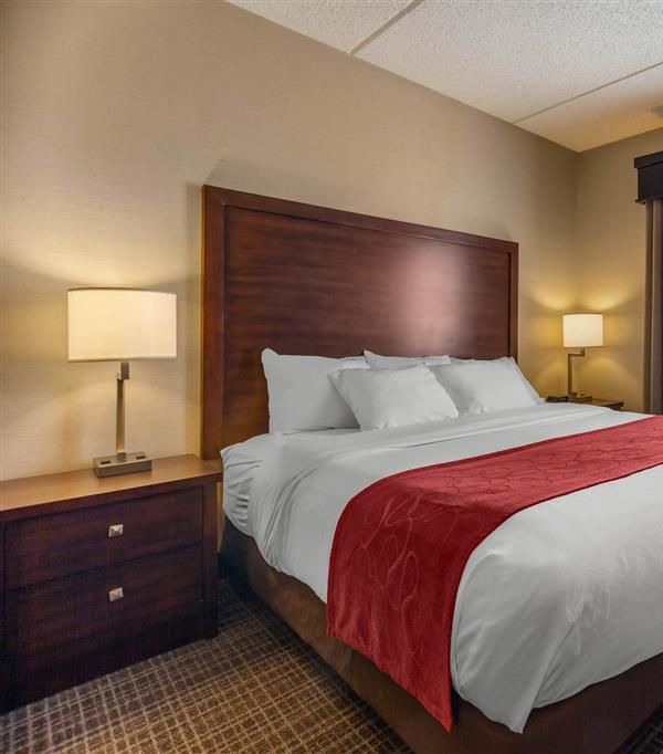 Comfort Suites Green Bay West - Green Bay, WI