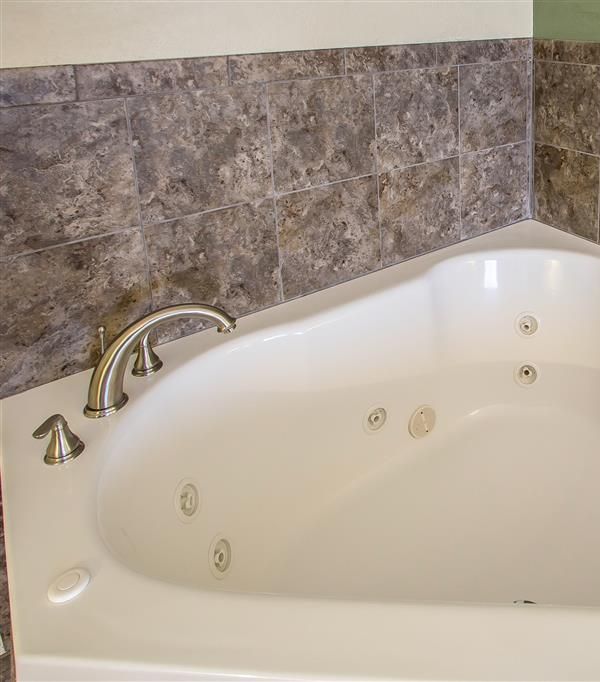 Quality Inn & Suites Marinette - Door County, WI