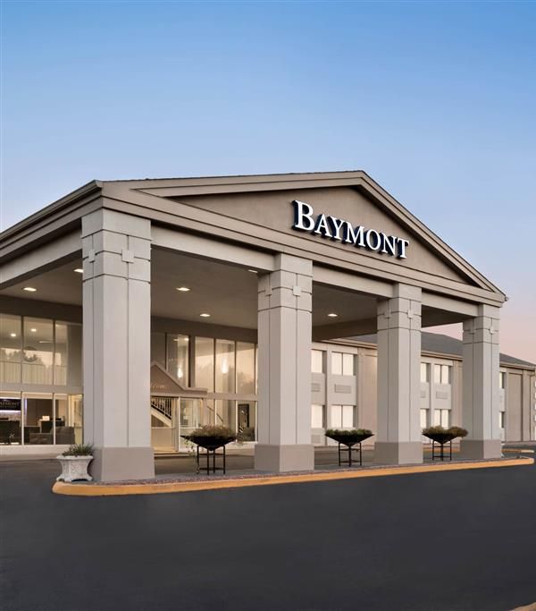 Baymont By Wyndham Des Moines North - Des Moines, IA