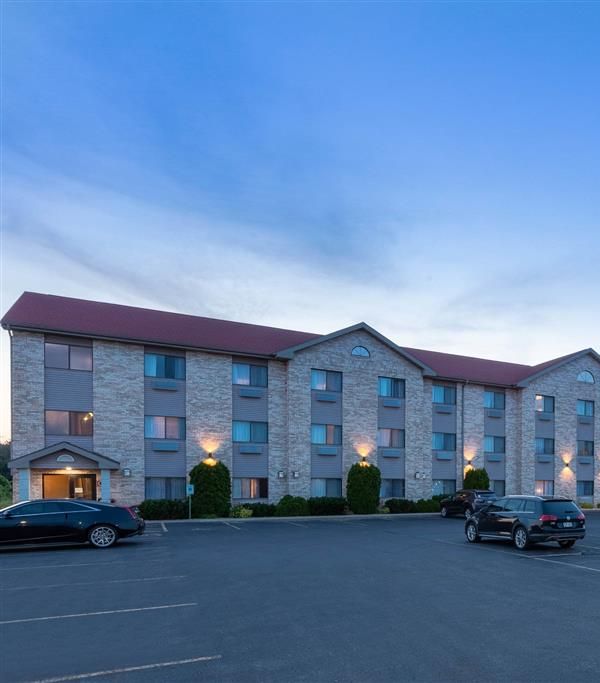 Wingate By Wyndham - Wisconsin Dells - Lake Delton, WI
