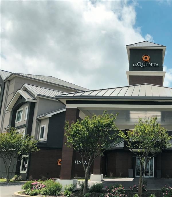 La Quinta Inn & Suites By Wyndham Austin Airport - Austin, TX
