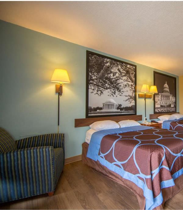 Super 8 By Wyndham Alexandria/washington D.c. Area - Alexandria, VA
