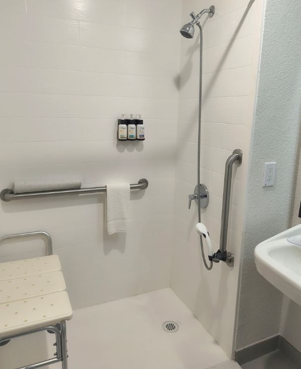 Grander Inn & Suites By Ihg - Tyler