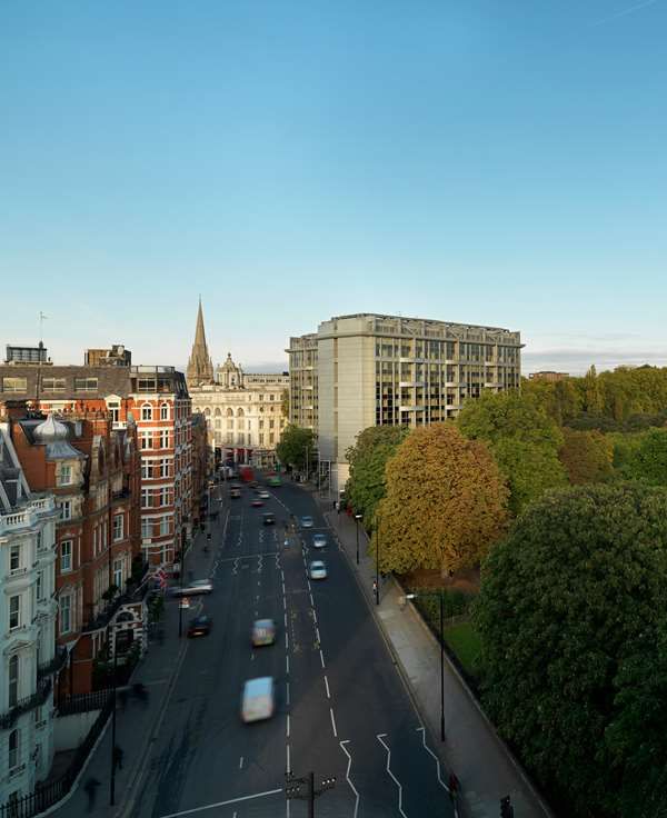 Royal Garden Hotel-worldhotel - London