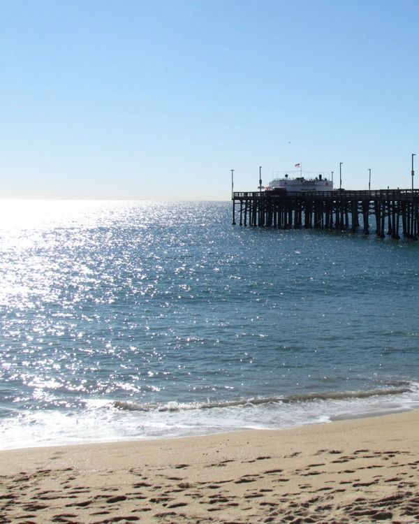 Peach Blossom Across From The Beach - Newport Beach, CA