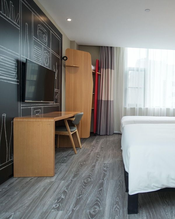 Ibis Hotel - Chengdu