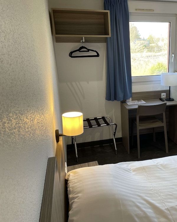 Kyriad Direct Lure - Lure