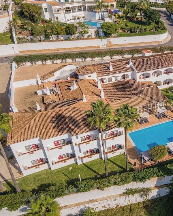 Hotel Cerro Da Marina - Guia