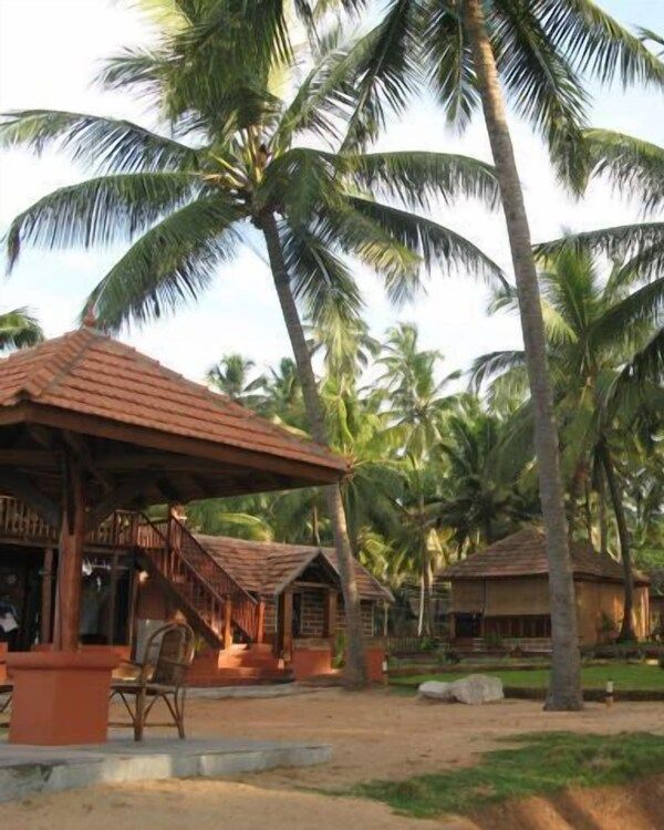 Blue Water Beach Resort - Varkala