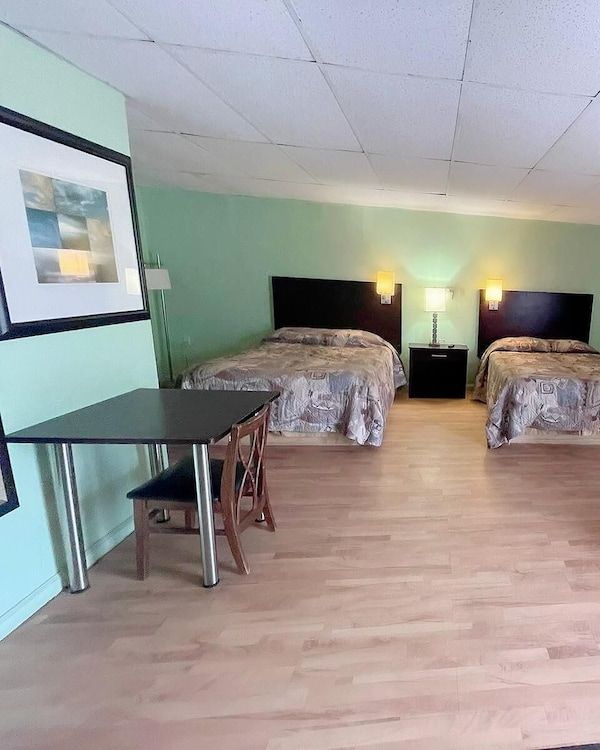 Holiday Motel - Louisiana