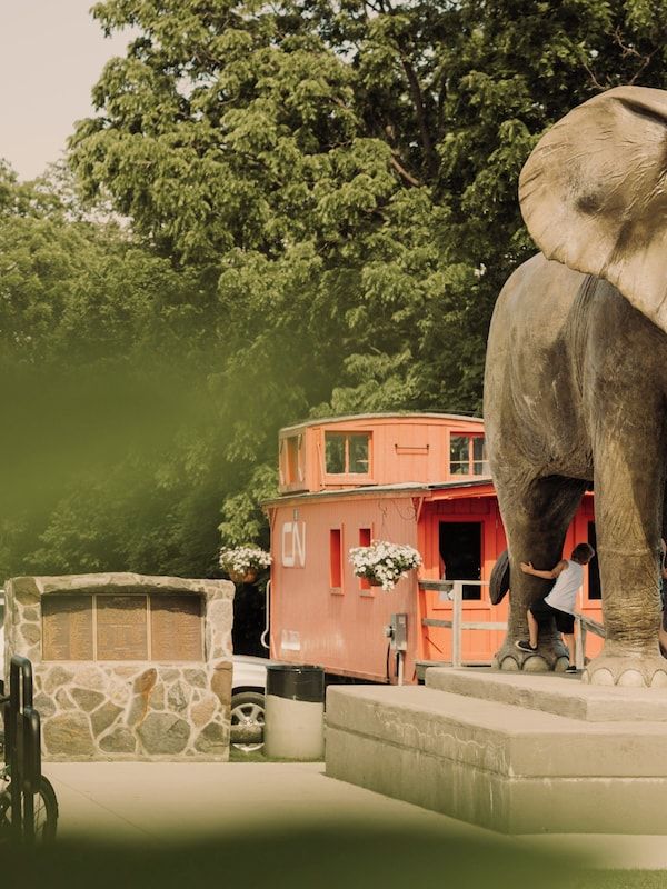 Holiday Inn Express & Suites St. Thomas - St. Thomas