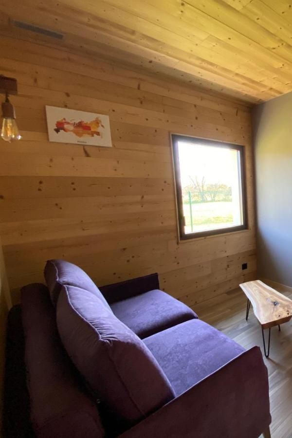 World Hotel - Saint-Vulbas