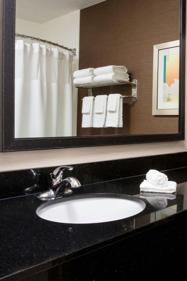 Fairfield Inn And Suites By Marriott South Bend Mishawaka - South Bend, IN
