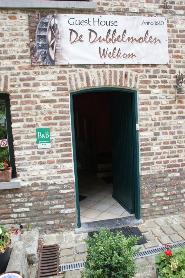 De Dubbelmolen Guesthouse - Riemst