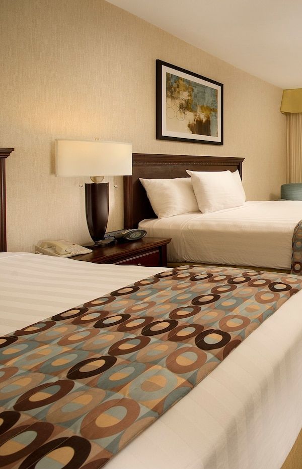 Hotel Lotus - Kansas City, MO
