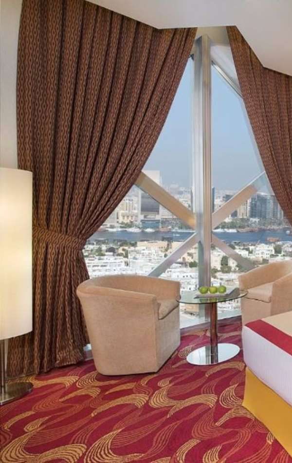 City Seasons Towers Hotel - Dubai