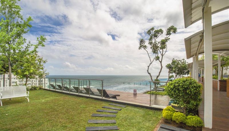 colombo's beachfront