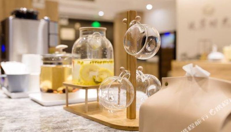 Cheezo High altitude river view Hotel ( Jiefangbei hongyadong store ...