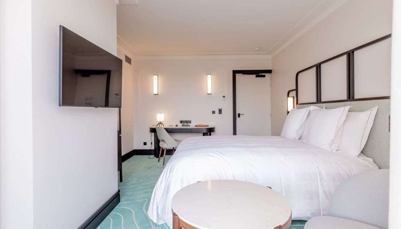 mondrian hotel cannes