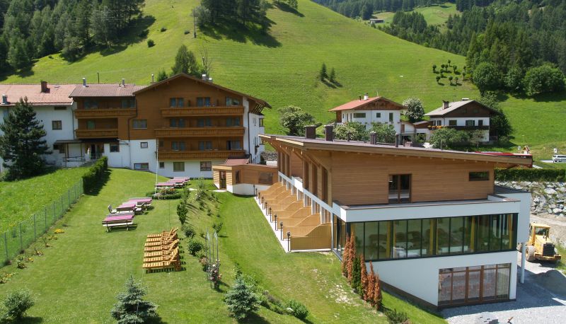 Stolz bei HRS günstig buchen