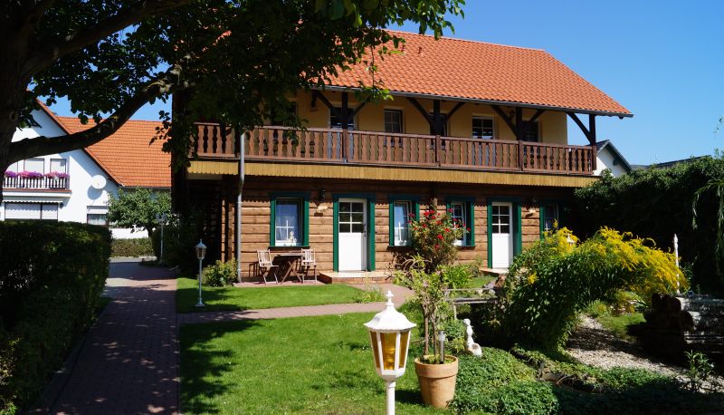 Pension Zum Holzpantoffelmacher - Burg bei HRS günstig buchen