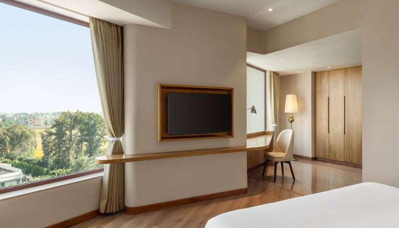 Ramada Encore by Wyndham Amritsar Airport - Amritsar - HOTEL DE