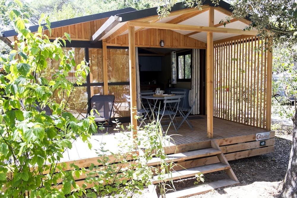 Hotel Camping de Lyon Dardilly book favourably with HRS