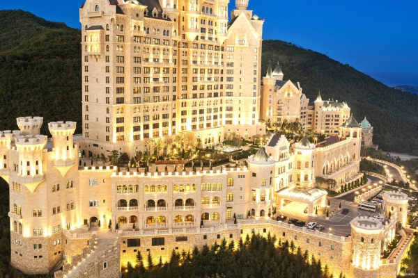 The Castle Hotel a Luxury Collection Hotel Dalian - 5 HRS star hotel in Dalian (Liaoning Province)
